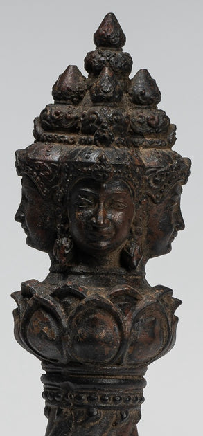 Vajrapāṇi: The Thunderbolt-Wielding Protector in Buddhist Tradition ...