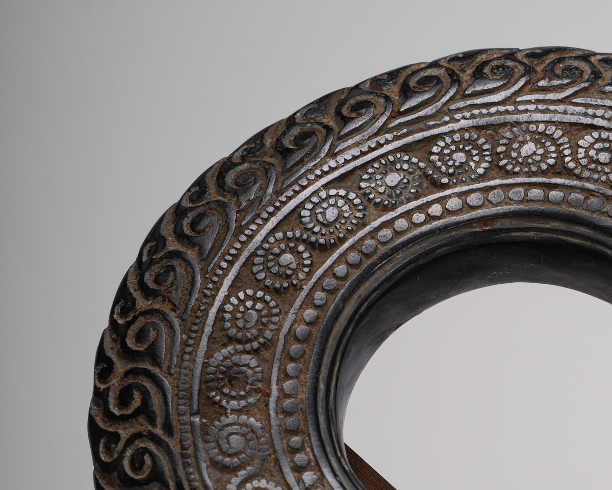 Discus - Antique Khmer Style Bronze Vishnu Discus or Chakra - 22cm/9 ...